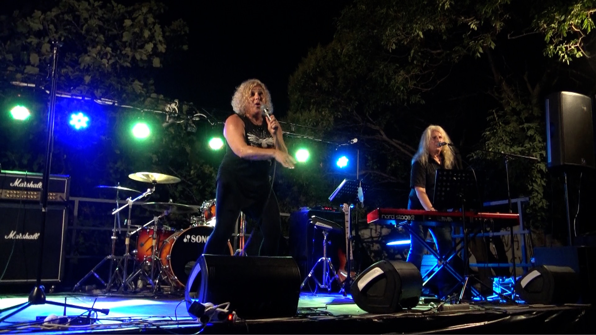 Denis & Denis i Whiteheadsi rasplesali publiku na Riječkoj zvečki ...